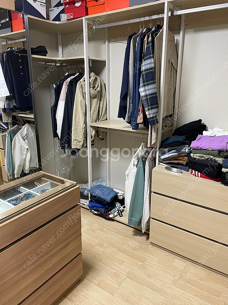 한샘 드레스룸 진짜 떨이로 급하게 던집니다 침실가구 중고나라
